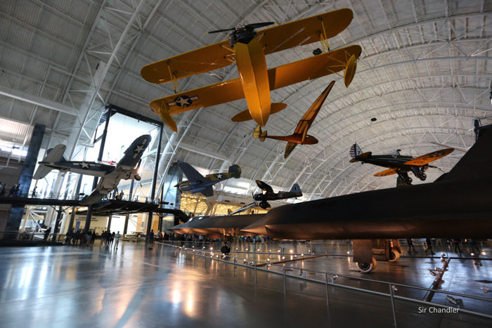 El National Air and Space Museum en el aeropuerto de Dulles, Washington ...