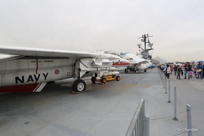 Recorrida por el Intrepid en Nueva York - Sir Chandler