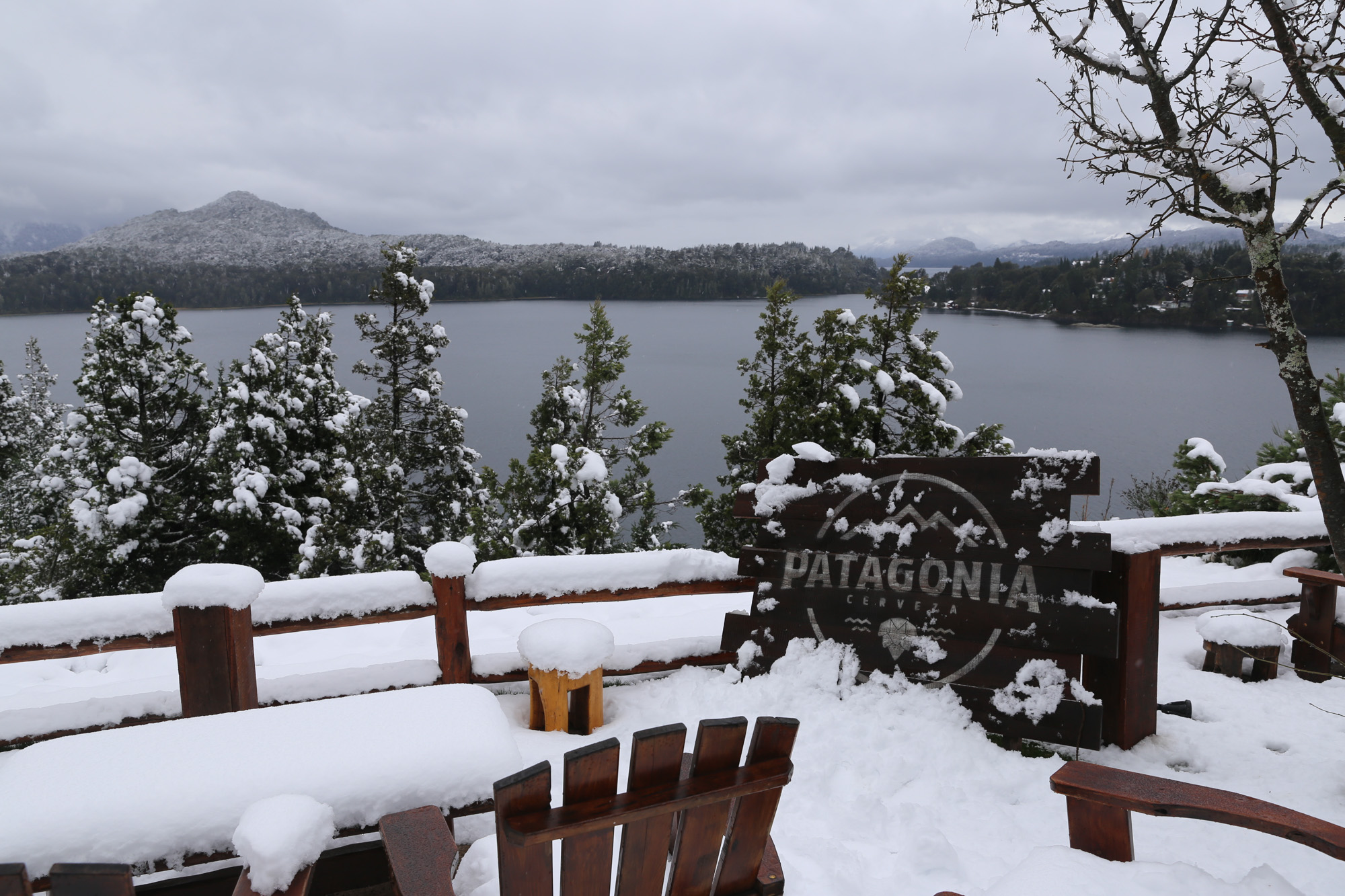 Un almuerzo nevado en la cervecería Patagonia de Bariloche - Sir Chandler
