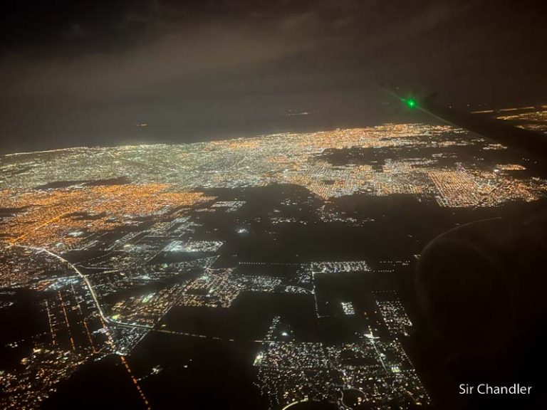 Crónica de vuelo a Miami vía Santiago con Latam - Sir Chandler