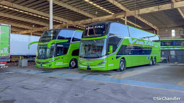 Los nuevos buses que trae Vía Bariloche de un origen diferente al ...