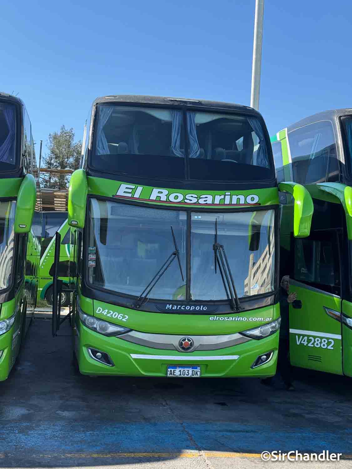 Los nuevos buses que trae Vía Bariloche de un origen diferente al ...